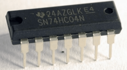 Circuit intégré inverseur hexagonal 74HC04 – tuni-smart-innovation